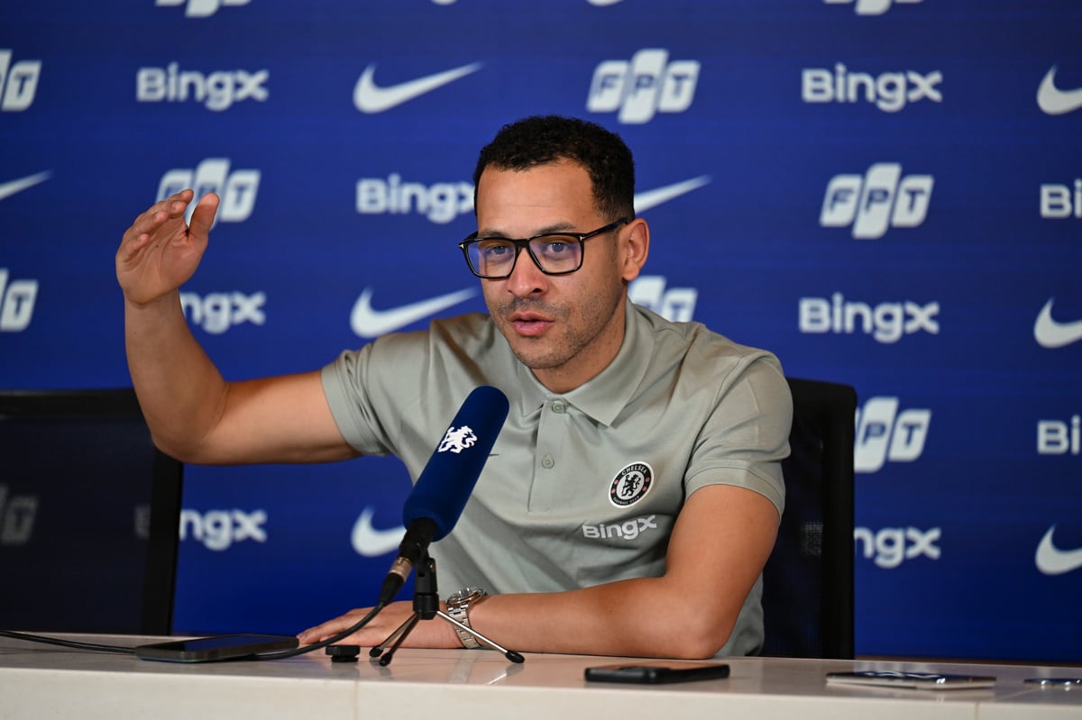 Rosenior identifies five Chelsea players as 'special' talents