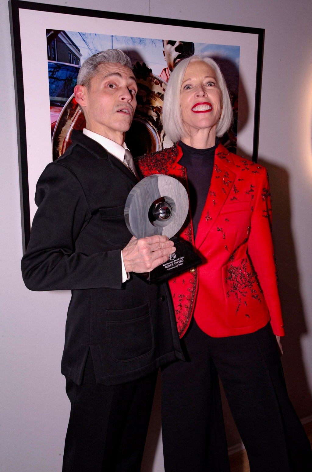 Ruben Toledo receives Andrew Markopoulos award