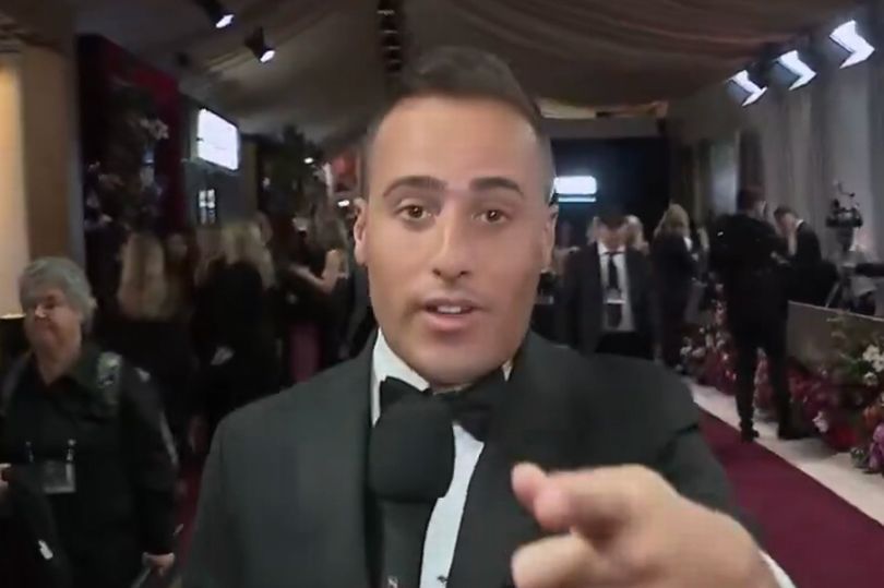 George Clooney snubs Fox News while walking Golden Globes red carpet event