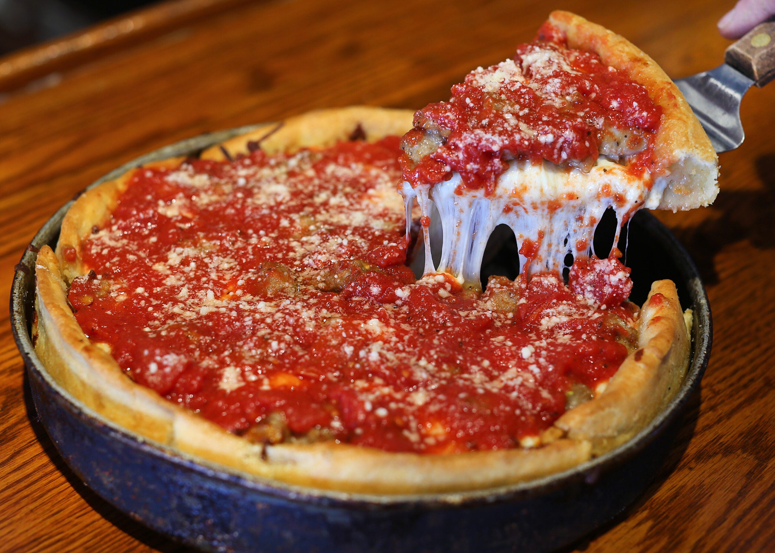 UNO Pizzeria & Grill closes three longtime Massachusetts locations