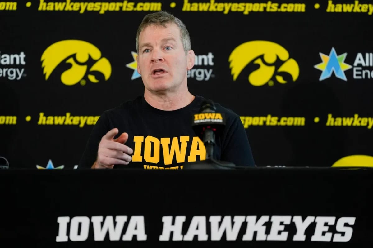 A top Iowa wrestling starter has left the program before Lions-Hawkeyes ...