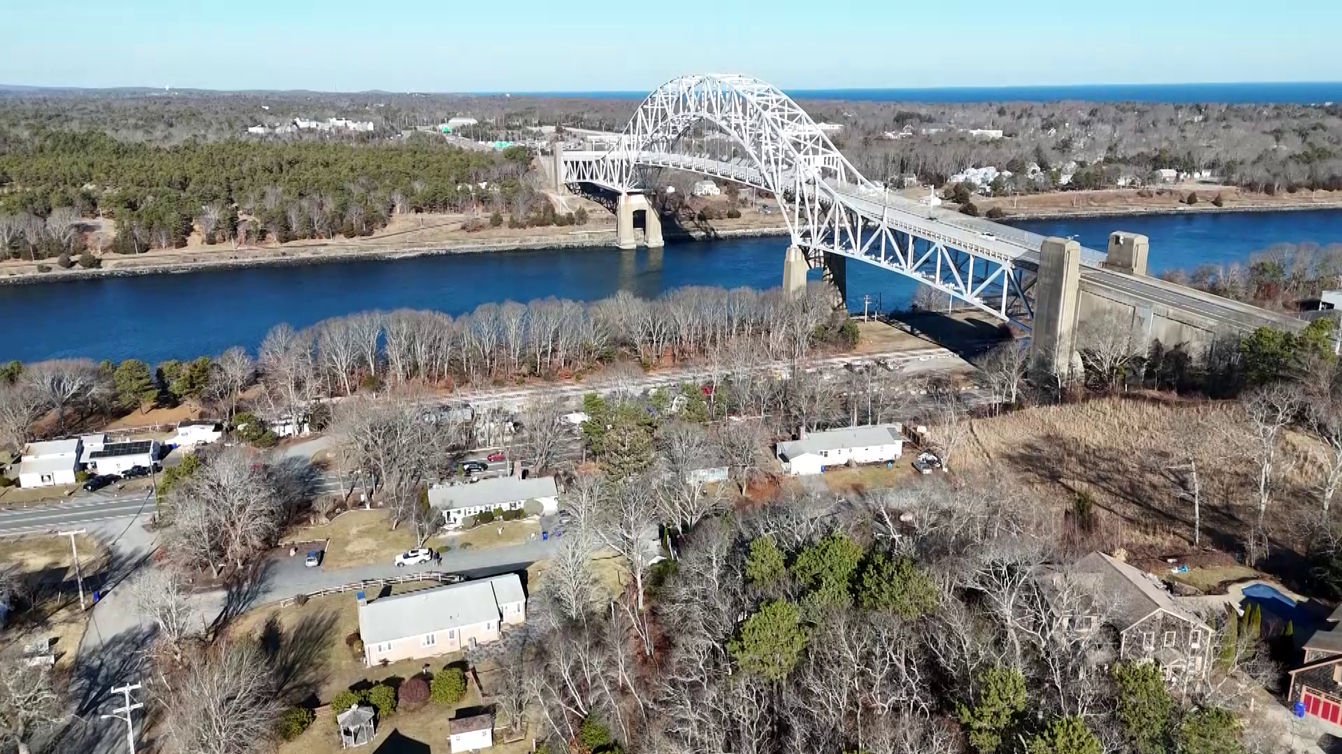 Mass. seizes homes ahead of construction for new Sagamore Bridge