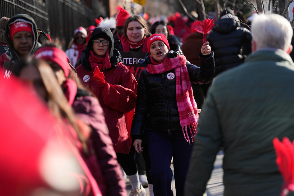 Hospital and nurses fail to negotiate during second day of NYC's ...