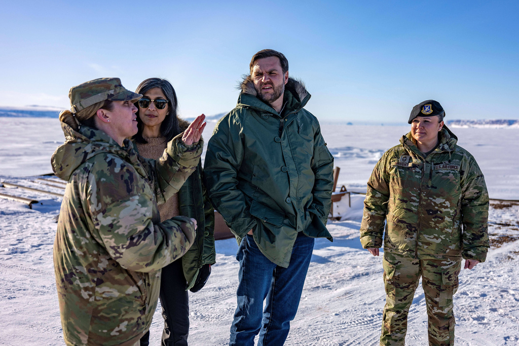 Fact focus: Trump repeats false claims when discussing Greenland's ...