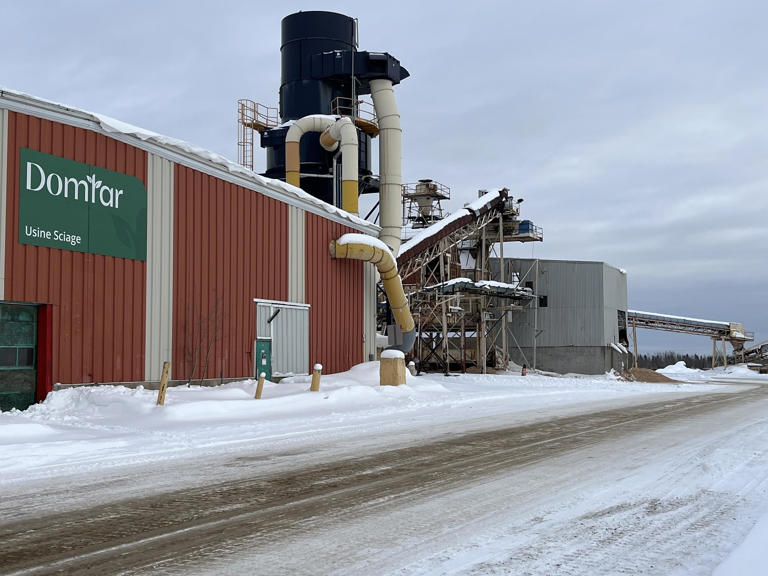 350 travailleurs touchés par la fermeture de la scierie Outardes