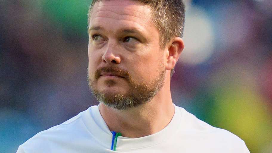 No. 1 offensive tackle in transfer portal eyes Texas and Oregon