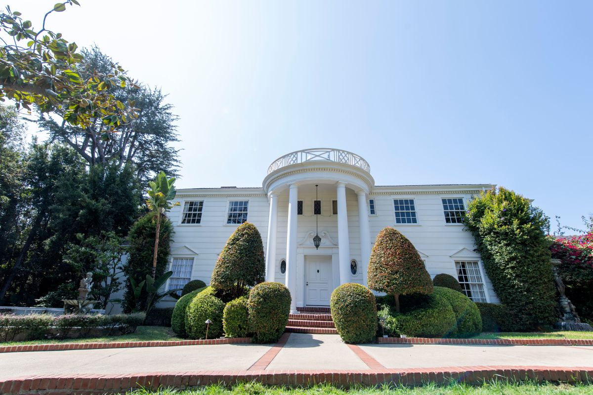 Will Smith’s famous TV mansion is about to hit the market