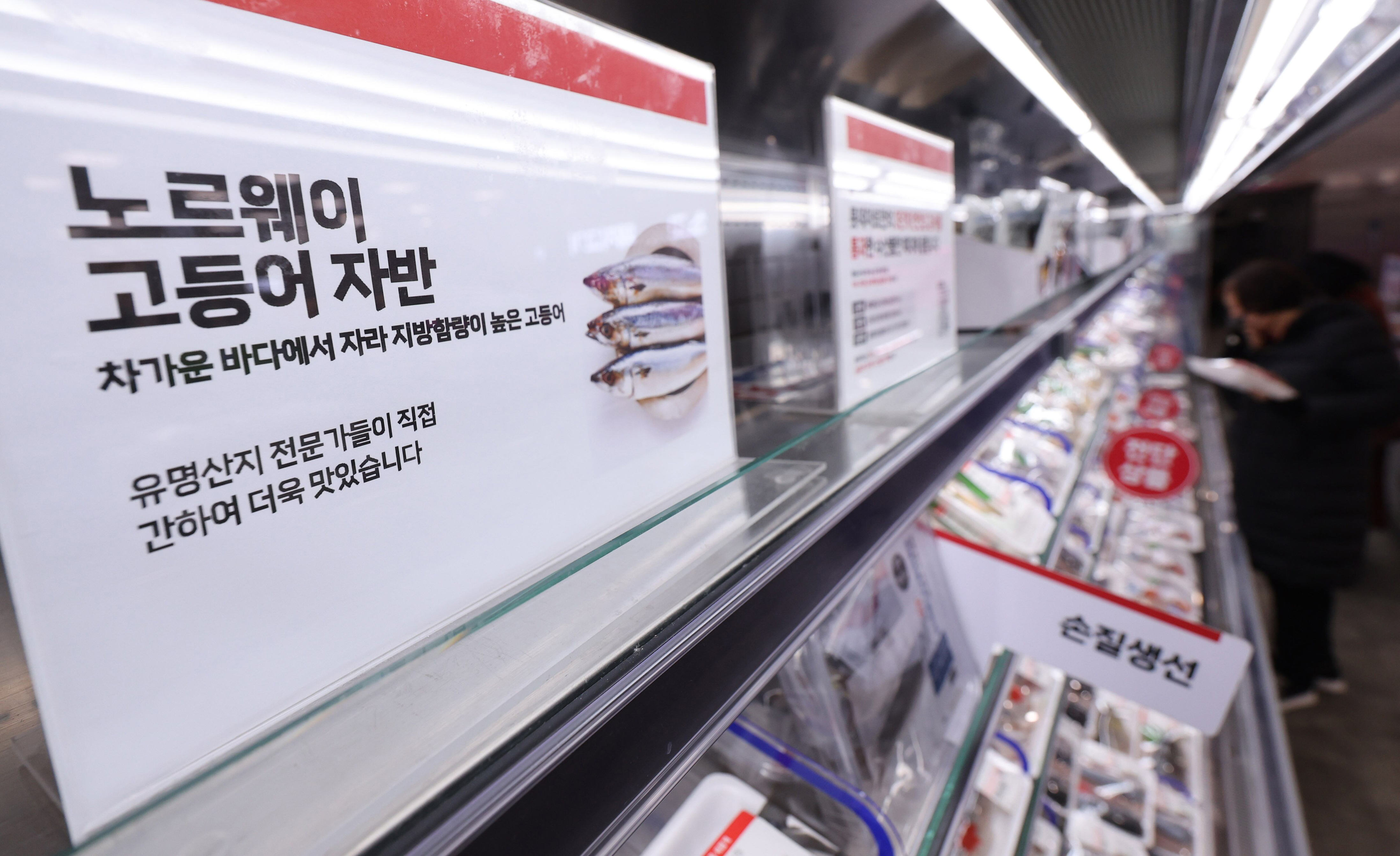 Import prices rise for sixth month amid high exchange rate