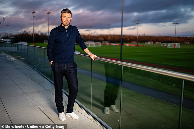 Carrick lays down challenge to Man United stars and reveals reasons ...