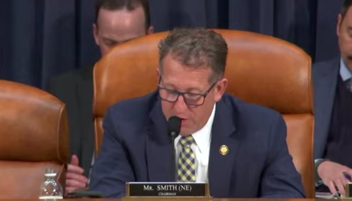 US lawmaker accuses Korean regulators of 'discriminatory' actions ...