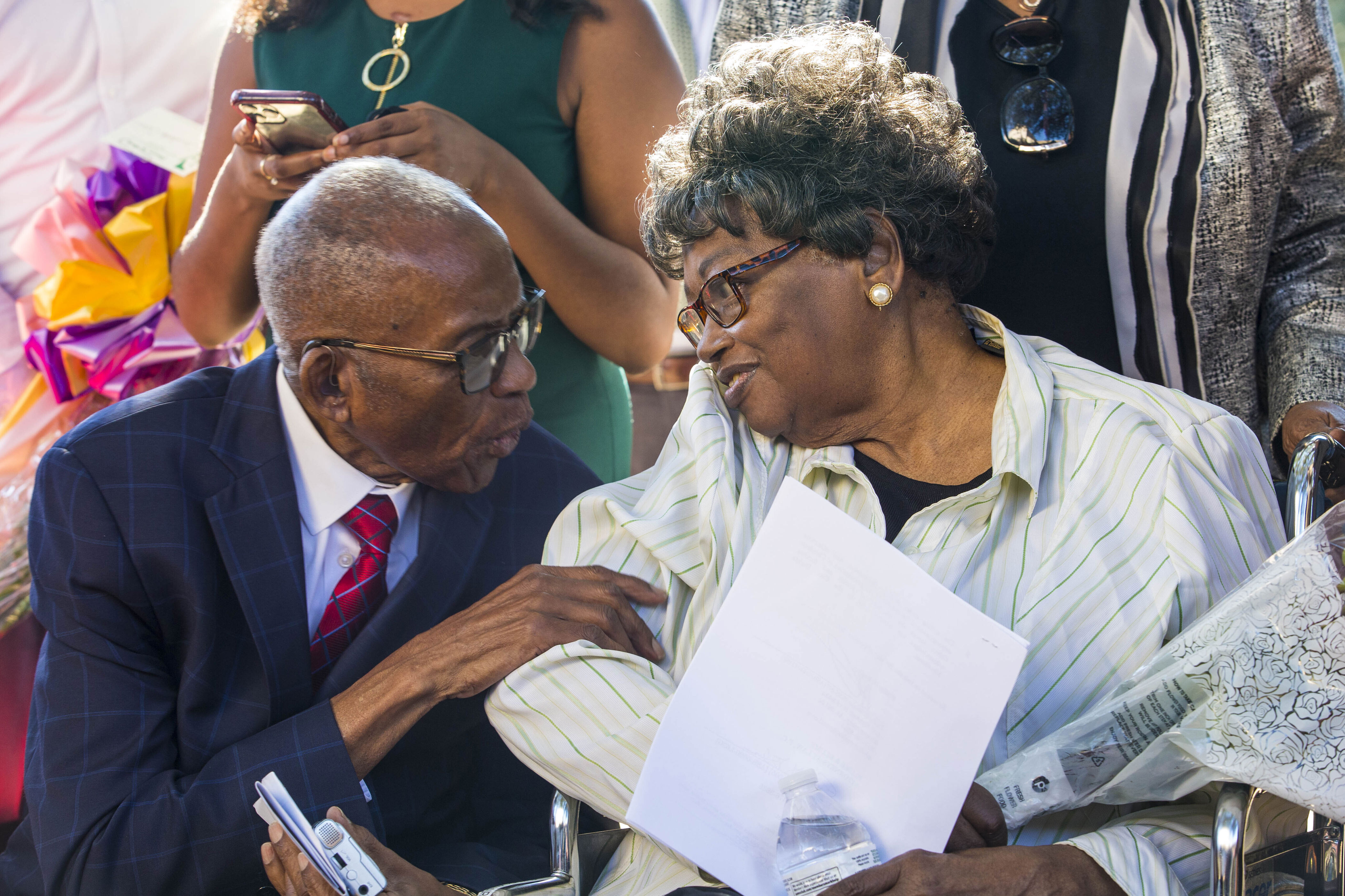 Claudette Colvin, civil rights pioneer on a Montgomery bus, dies at 86
