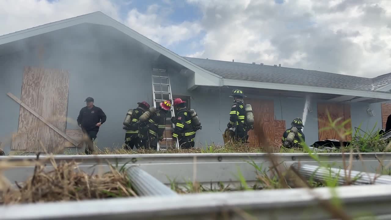 Englewood firefighters use a hurricane-damaged dental office for a ...