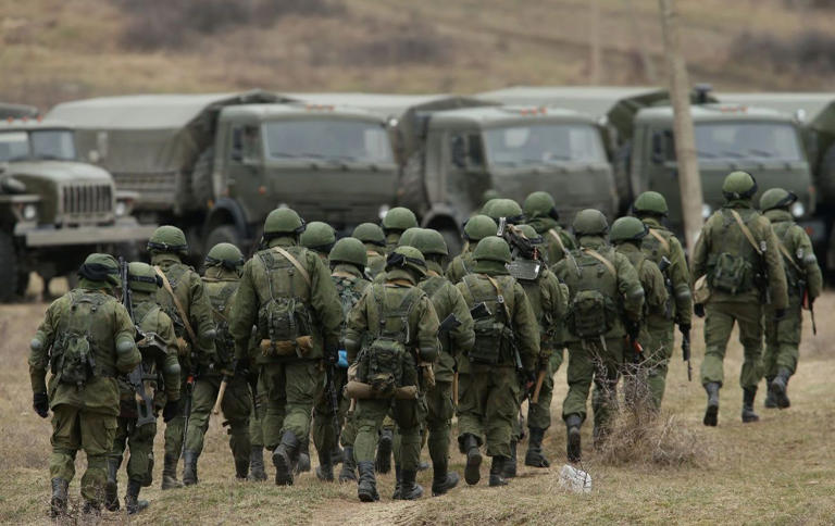 Russia plans to recruit 67,000 troops in 2026, including residents of ...