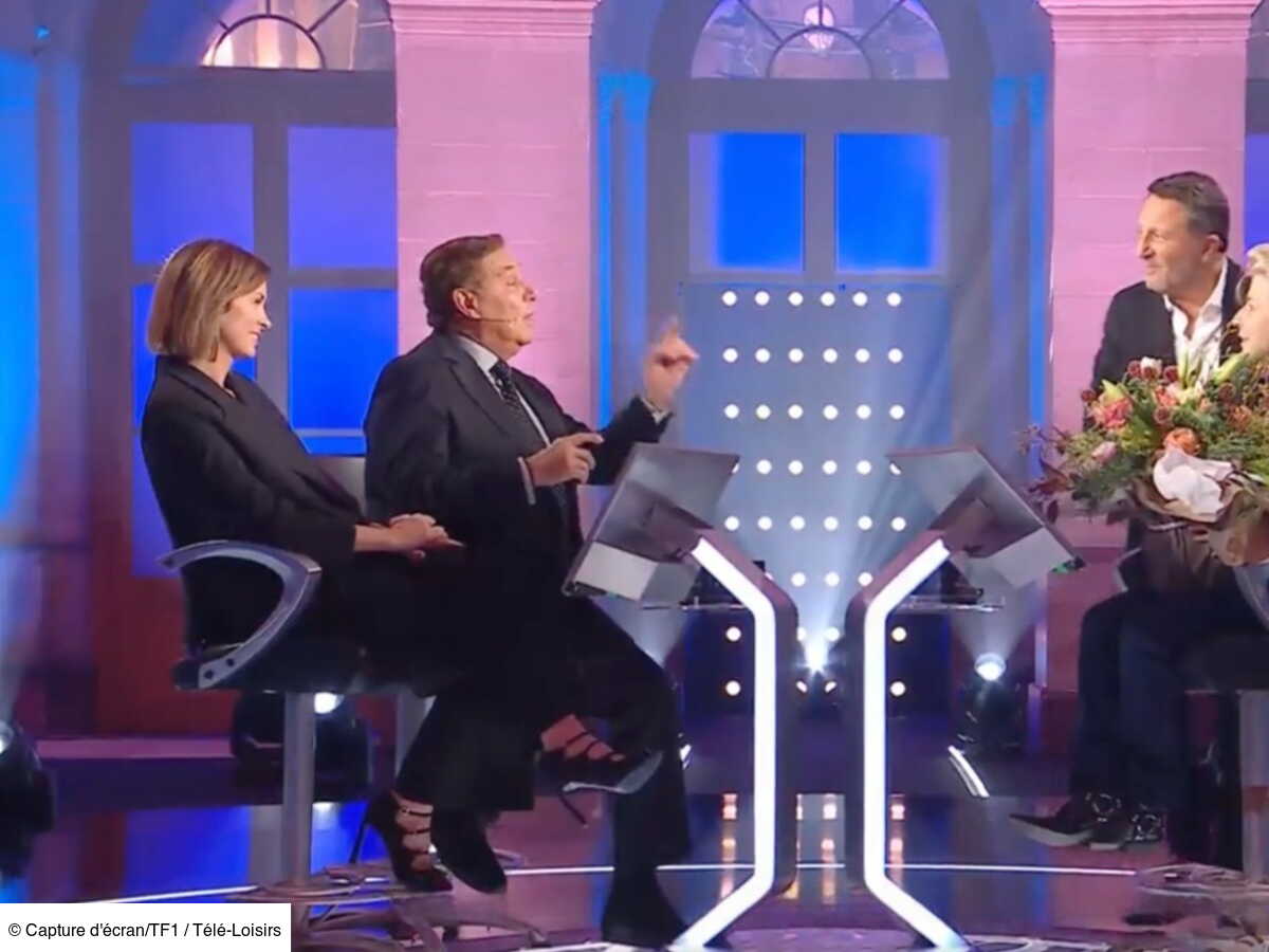 Arthur rend hommage à une membre de l'équipe de Qui veut gagner des ...