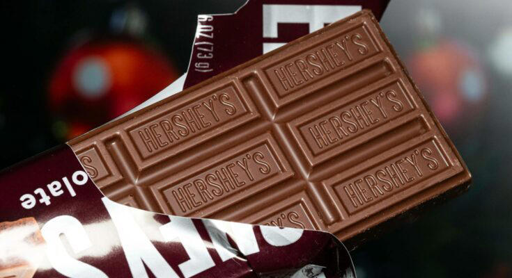 Workers reveal the employers they trust most as AI threatens job security