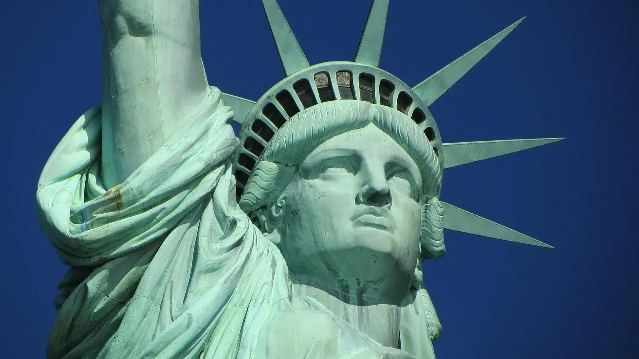 12 symbols of the USA and their hidden meanings