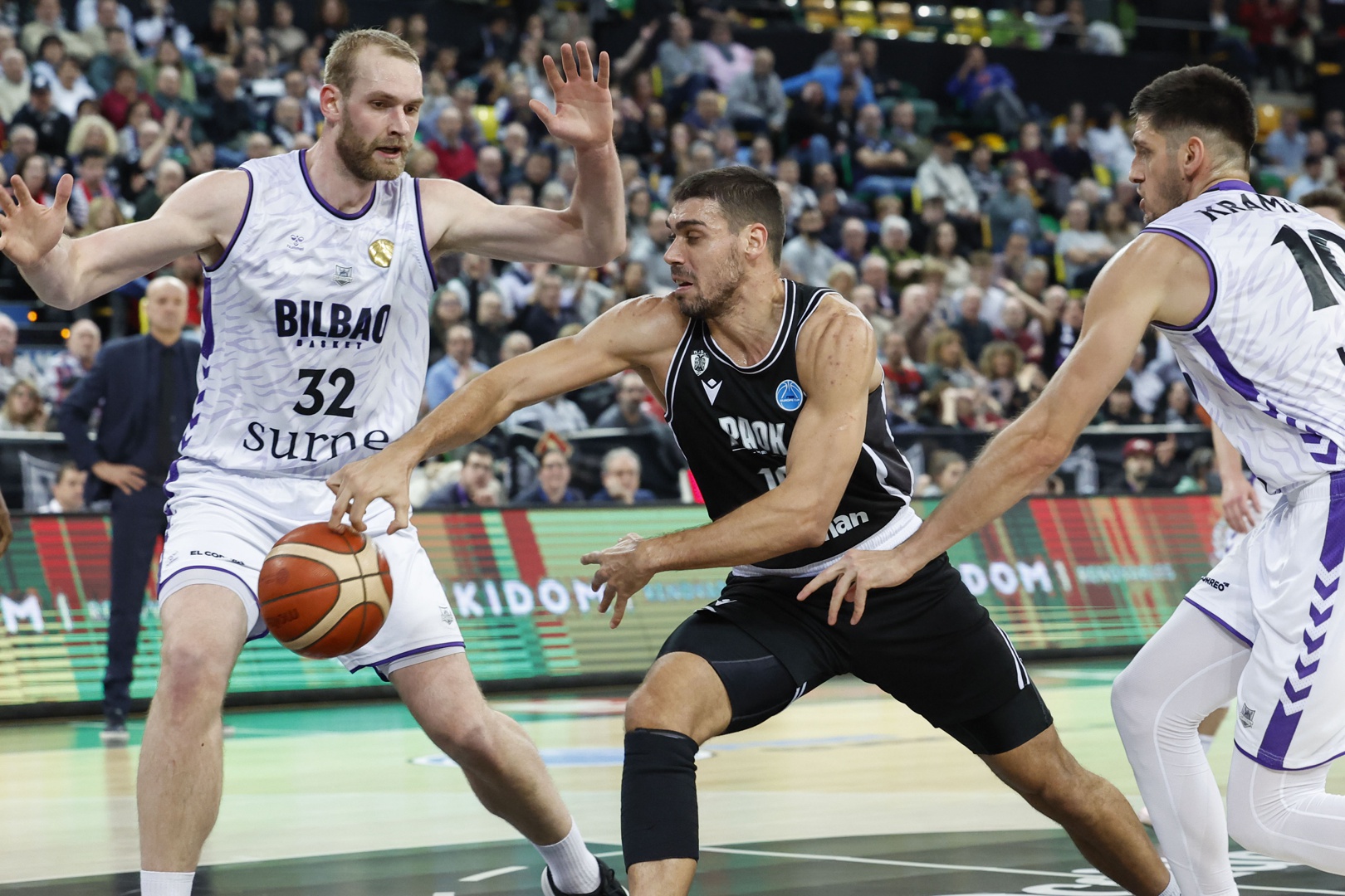 95-73. Surne Bilbao defiende su liderato arrollando al PAOK en ...