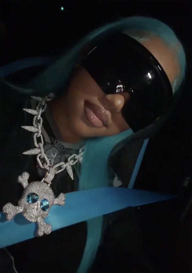 North West sticks it to haters with second finger piercing