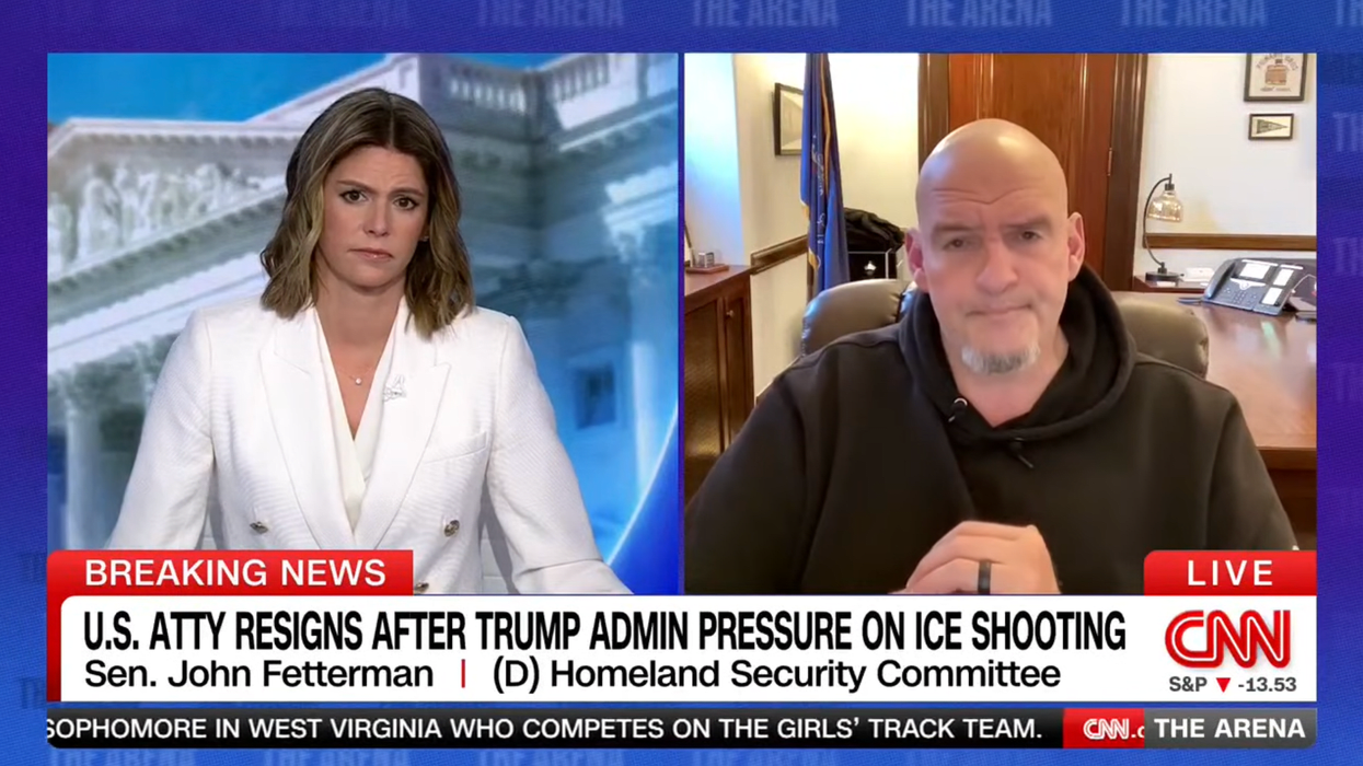 Fetterman stumbles at CNN anchor's direct question