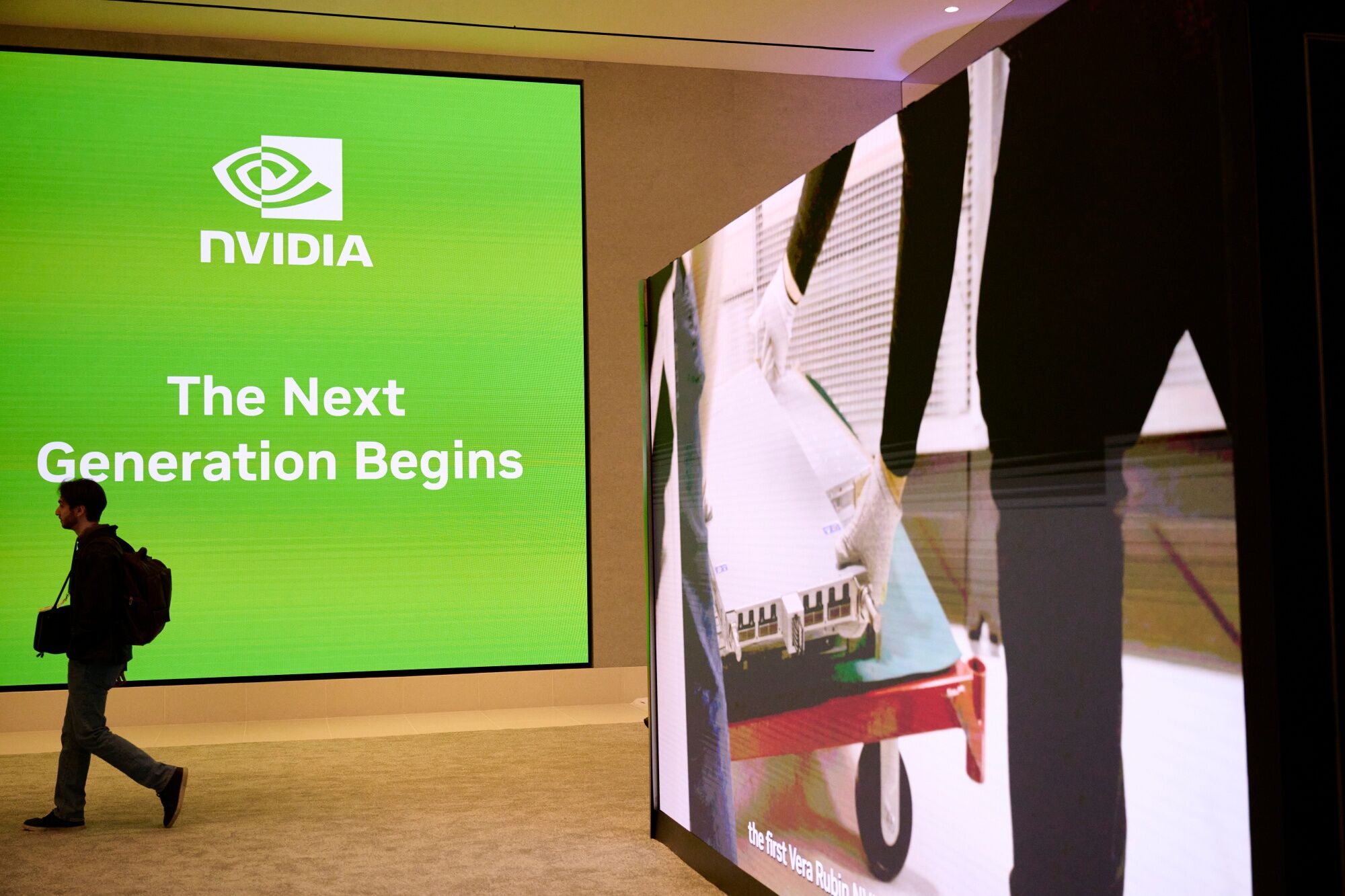 US clears path for Nvidia to sell H200s to China via new rule