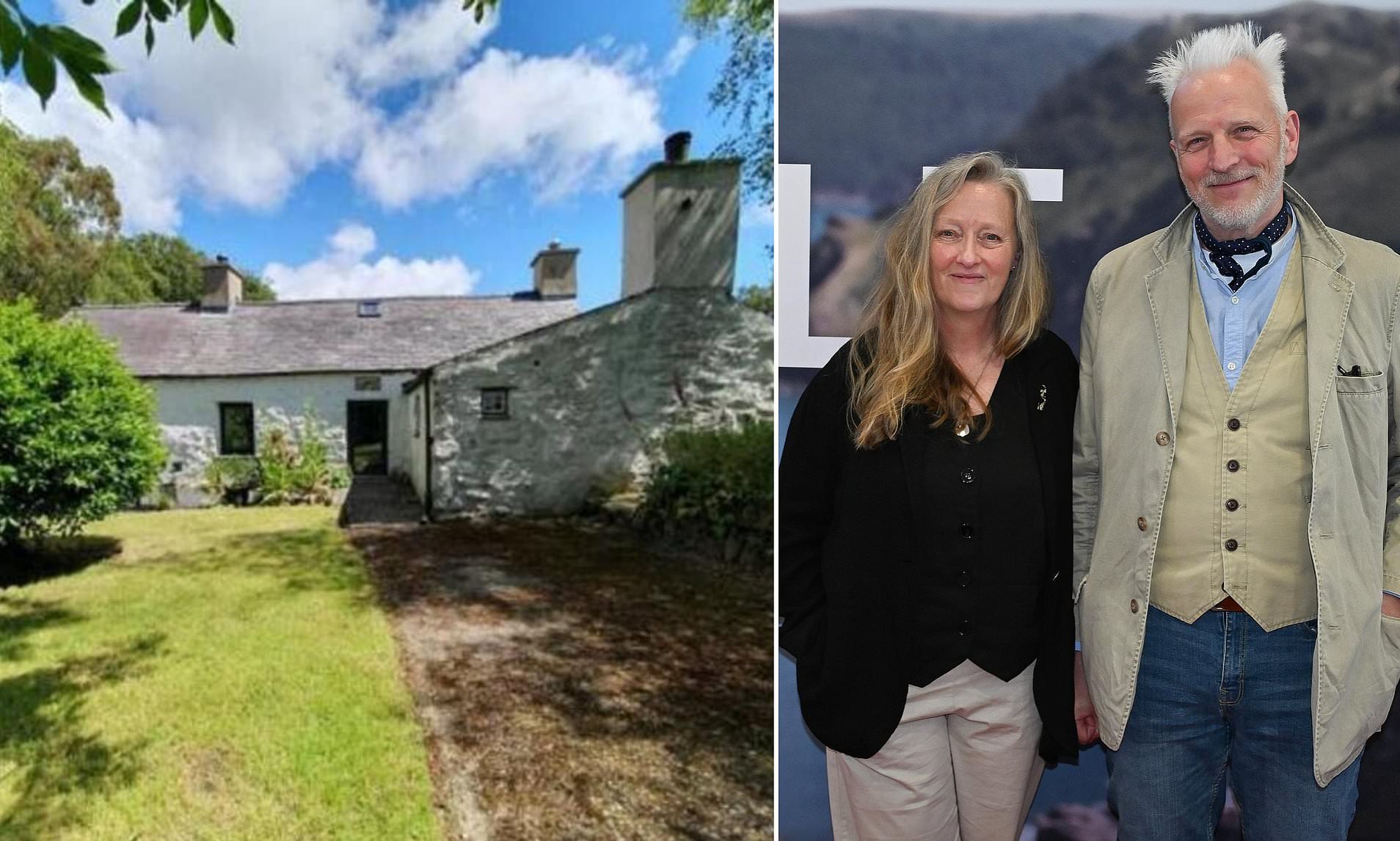 Farmhouse that The Salt Path author was forced to sell before going on ...