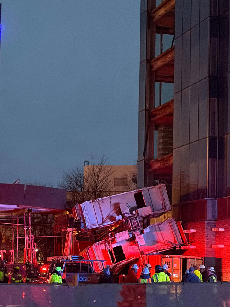 Construction elevator collapses at Turning Stone Casino, injuring 5 ...