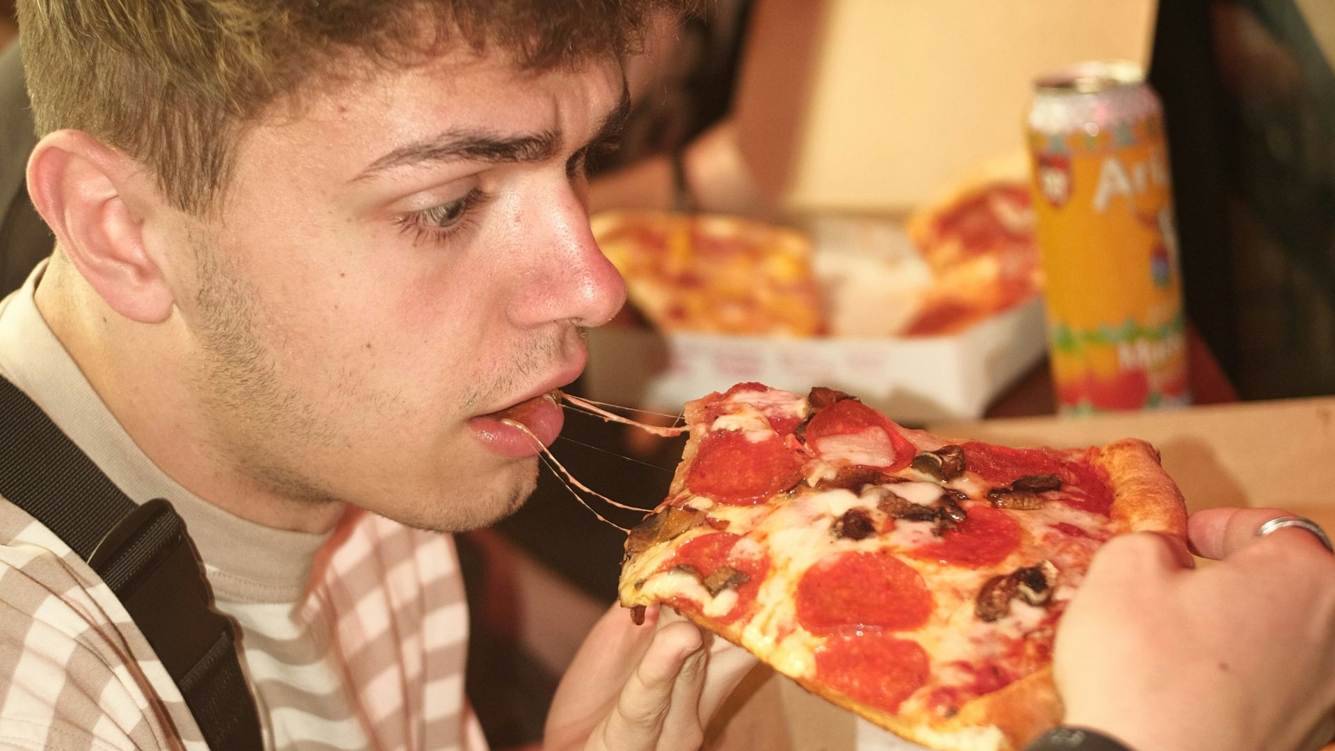 What makes the perfect bite of pizza?