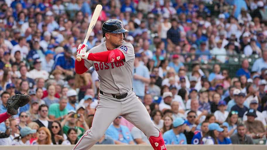 Why Brewers still hold edge over Cubs after foolish Alex Bregman splurge