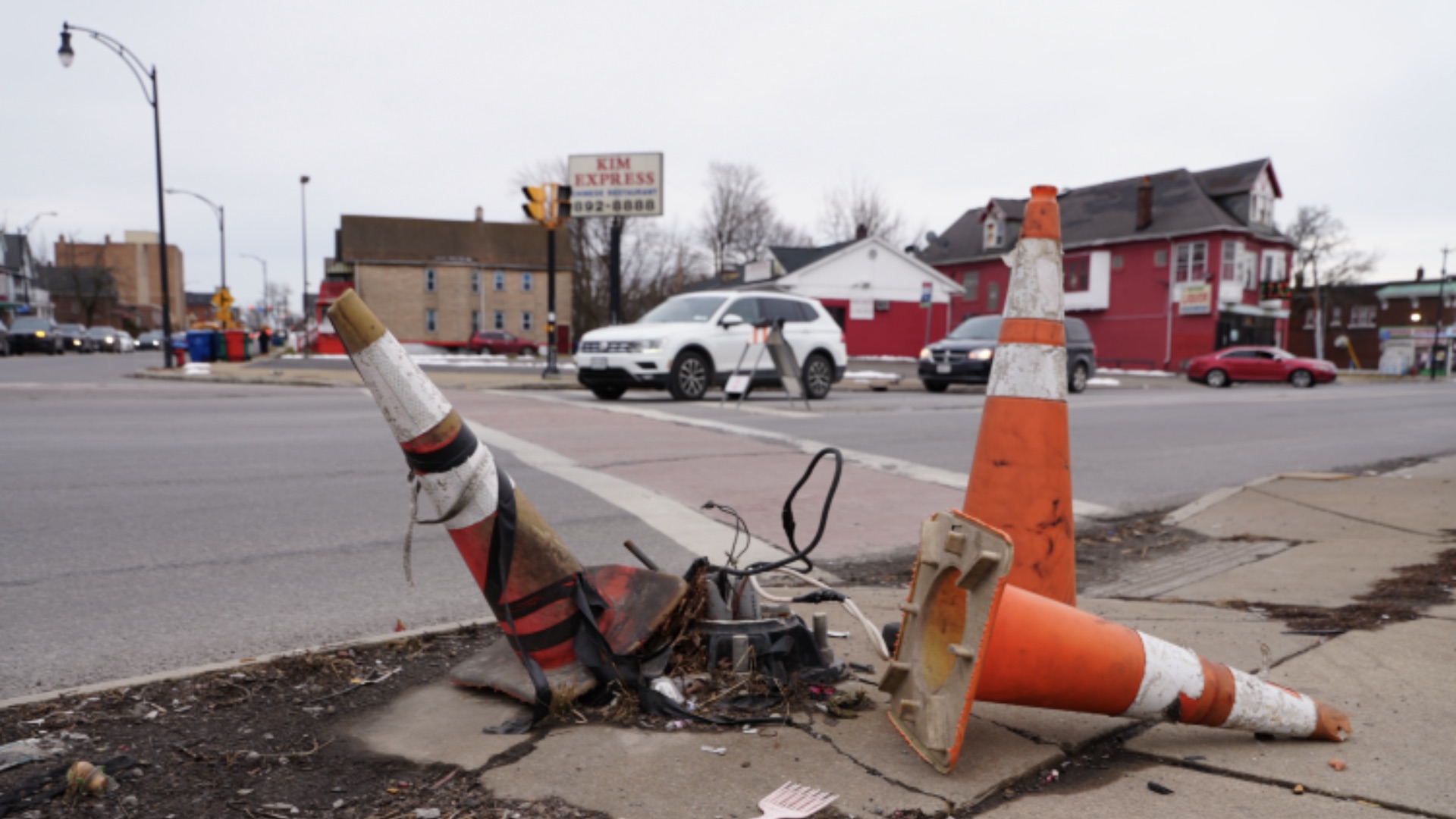 Answers on why traffic lights at a busy Buffalo intersection have been ...