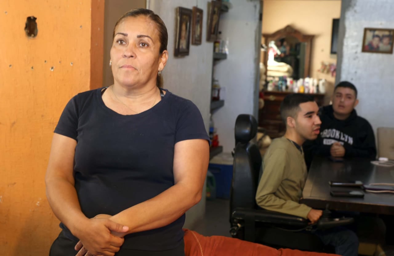 Rosa Carmina busca apoyo para celebrar los 27 años de su hijo, Jesús ...