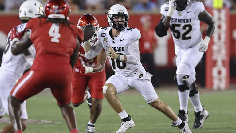 College football QB unexpectedly linked to three major programs in ...