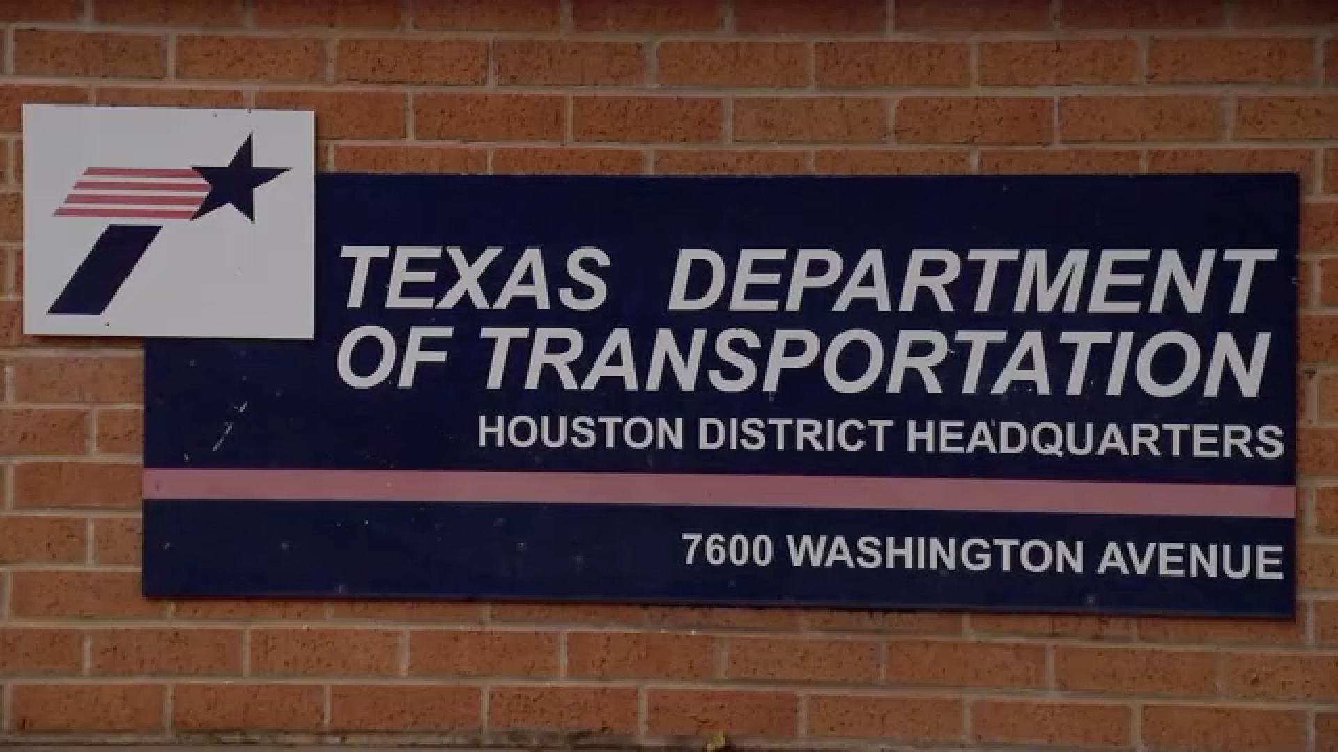 TXDOT purchasing properties as plans to expand Interstate 45 move forward