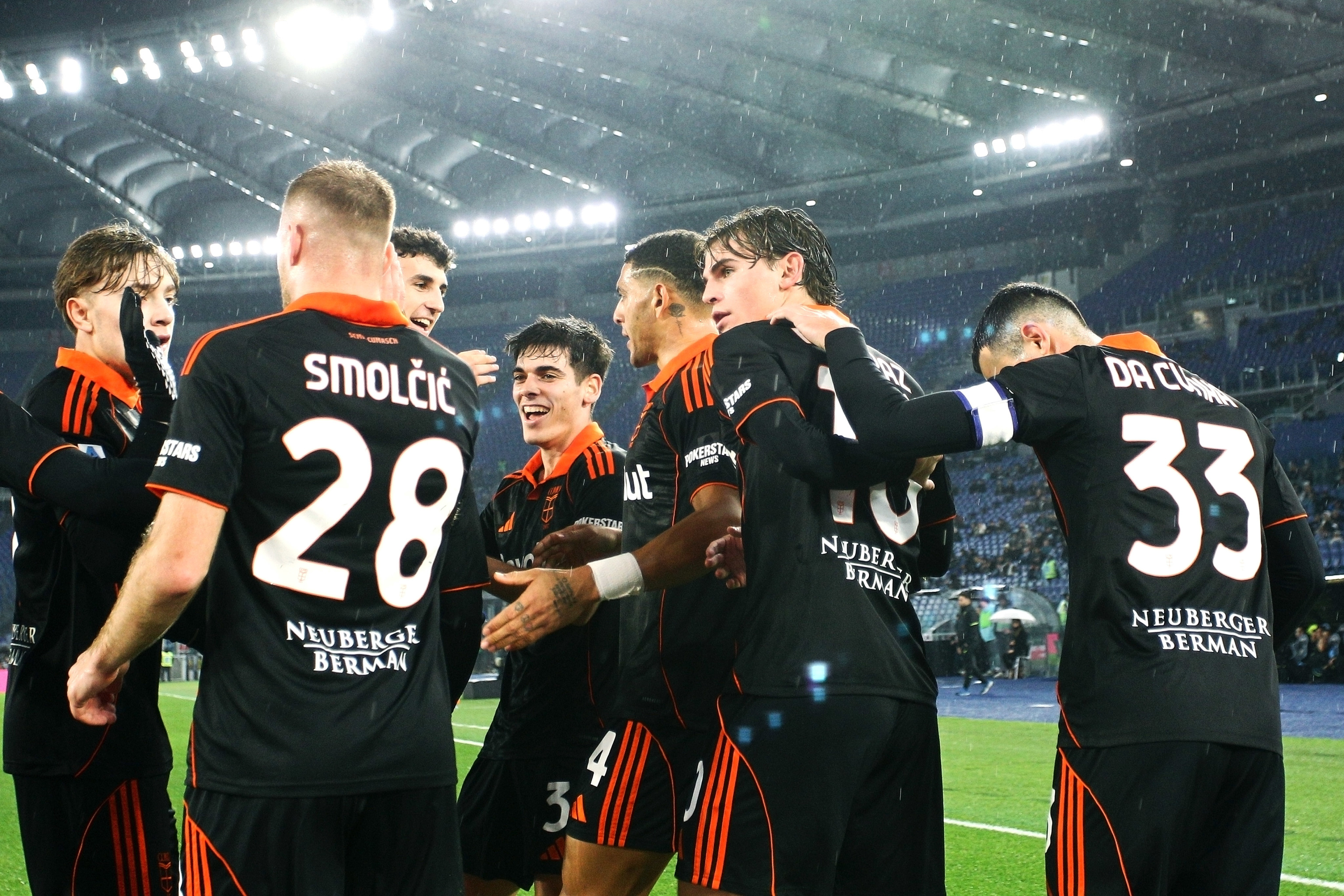 Il Como passeggia sulla Lazio, a Fabregas lo scontro per l'Europa con Sarri