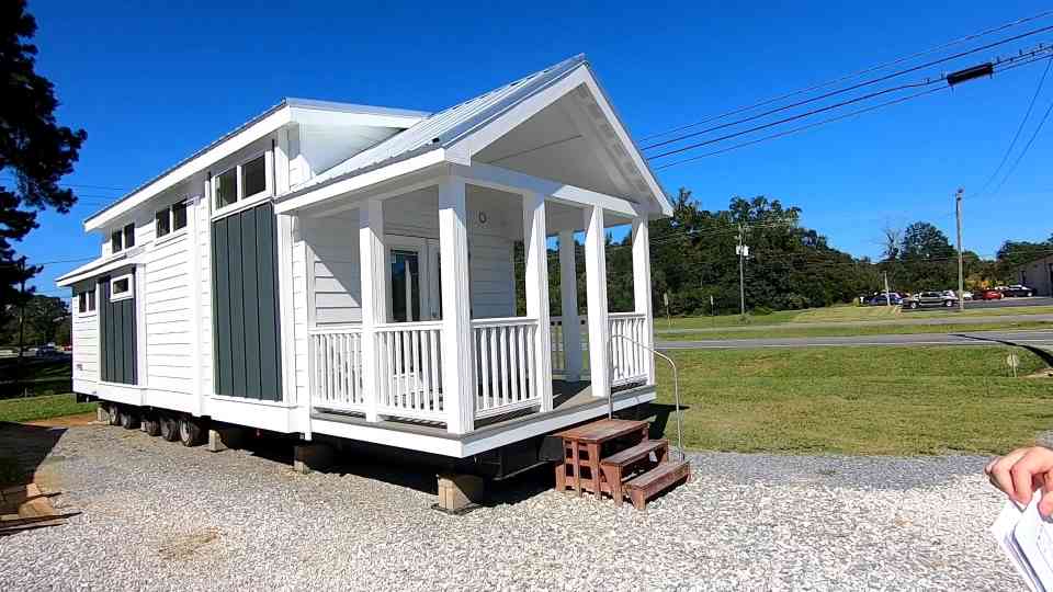 This is why freshly retired people want a home like this