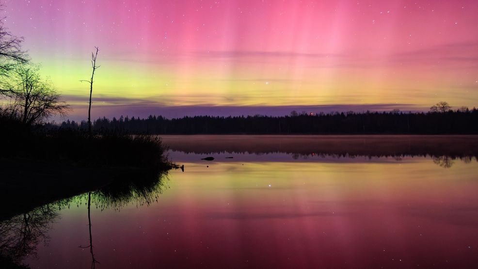 Photos: Northern lights seen around western Washington