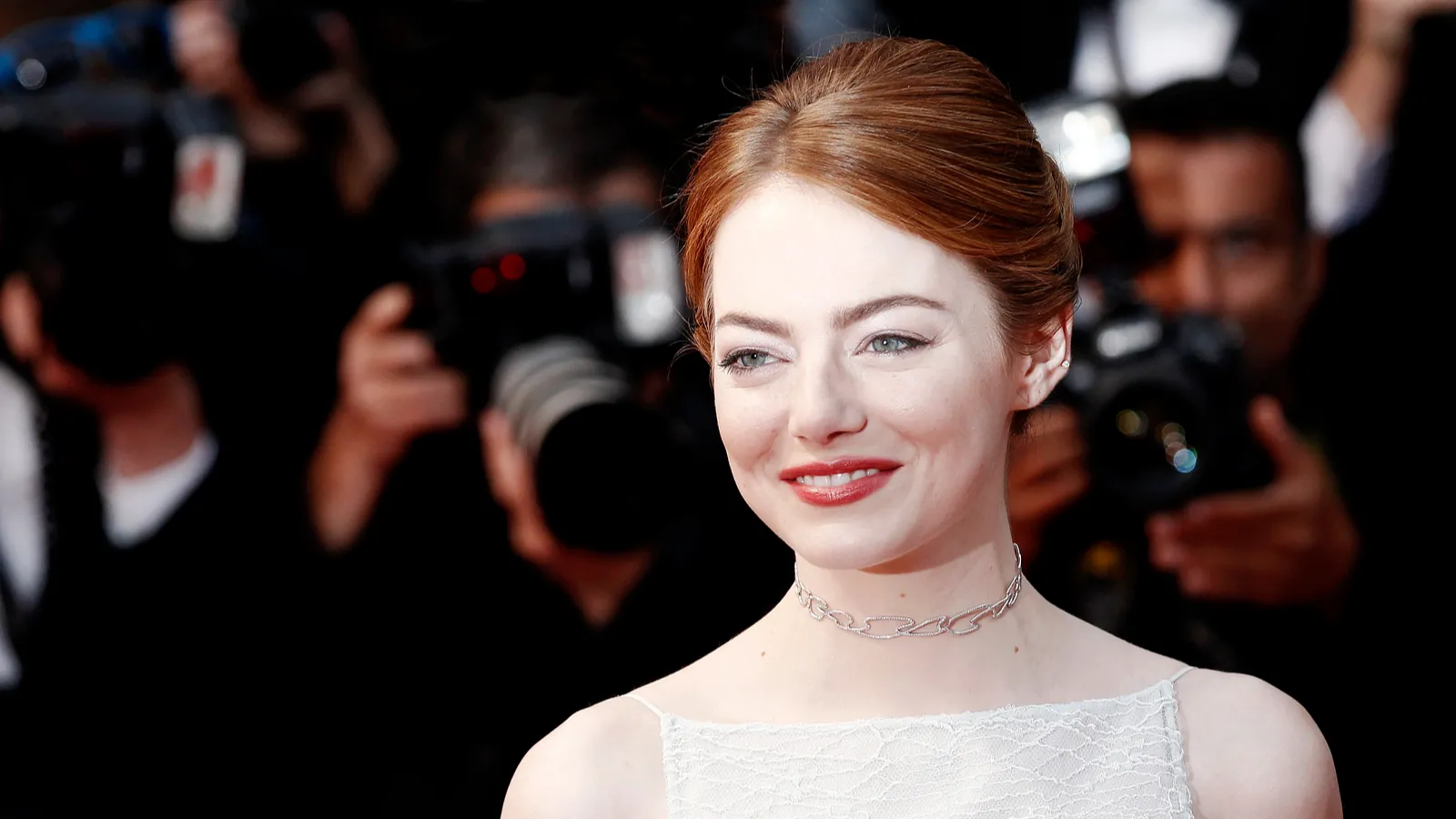 Ariana Grande teases she’d love to join Jennifer Lawrence & Emma Stone ...