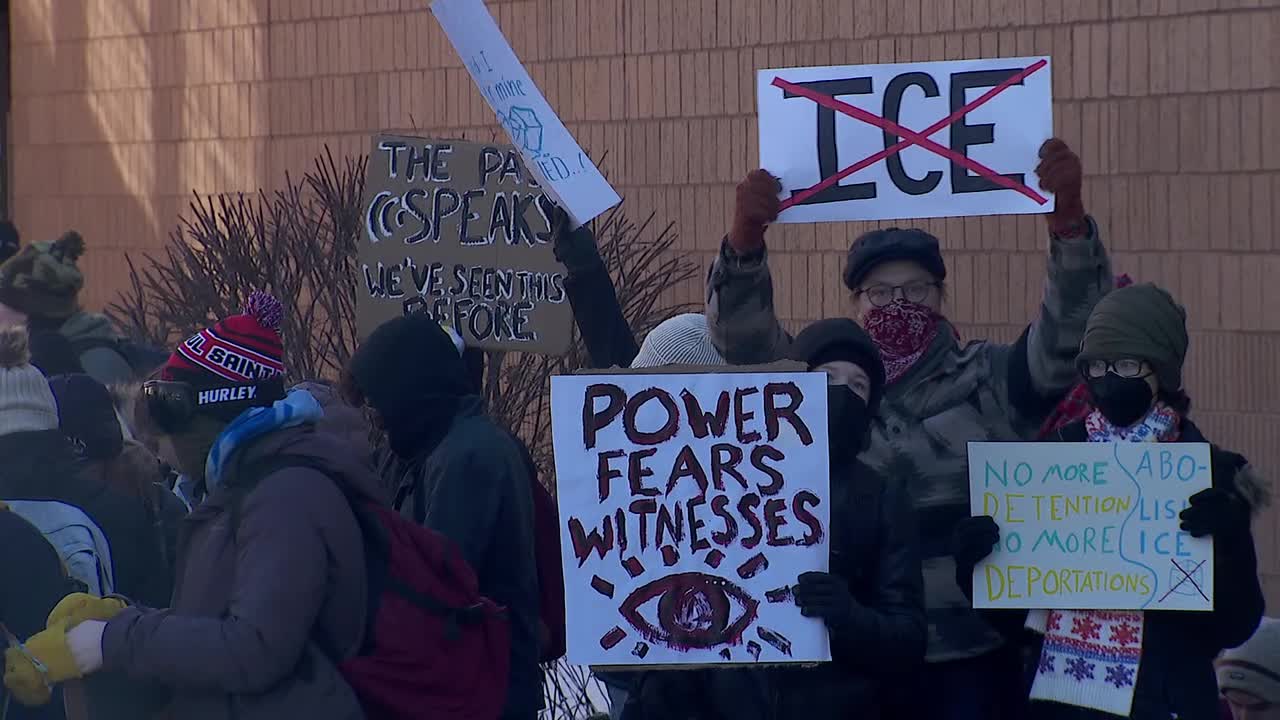 Live updates | ICE in Minnesota: FBI serves grand jury subpoenas to 5 ...