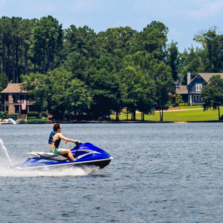 Experts reveal unknown Georgia lake town with ritzy resort as top 2026 ...