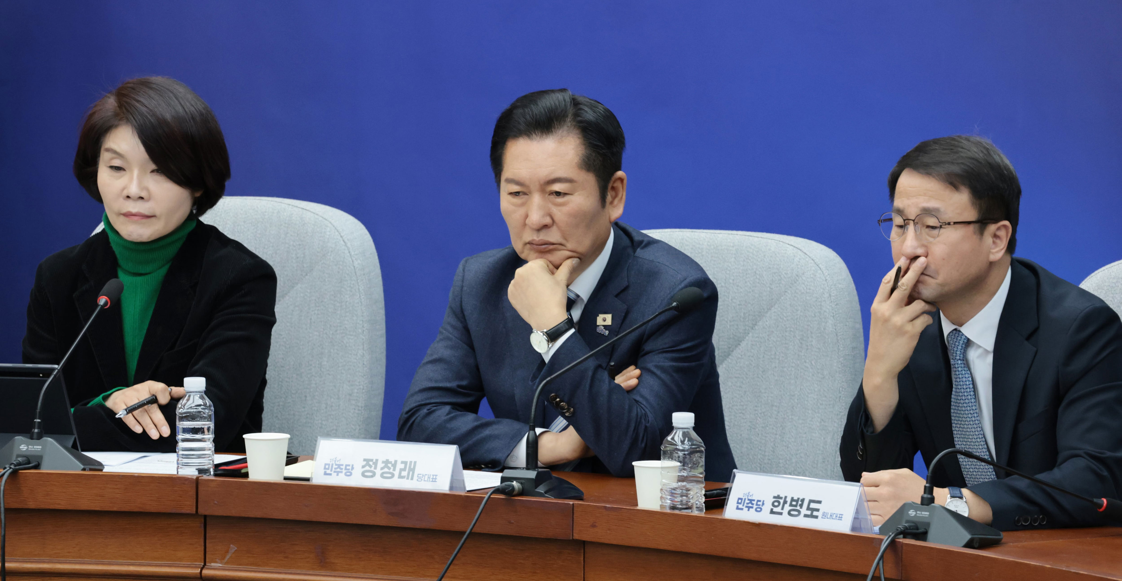 President Lee Jae-myung awards Han Jun-ho, sparking Gyeonggi governor ...