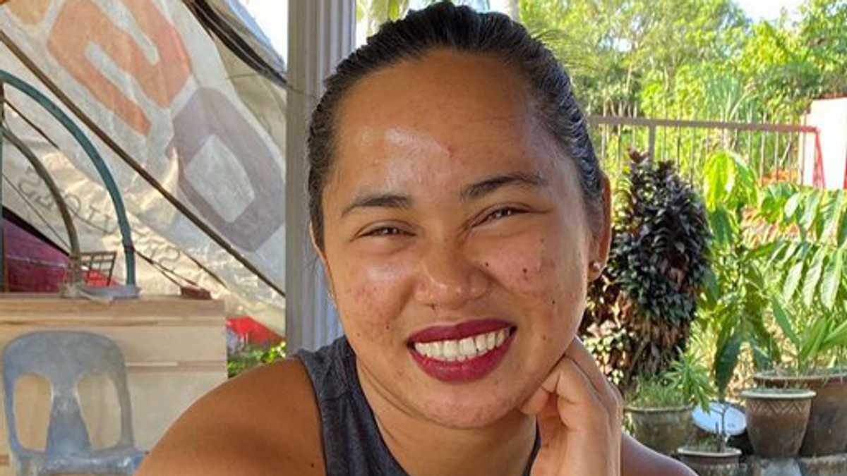 From Olympic queen to UP faculty: Hidilyn Diaz debuts as UP Diliman ...