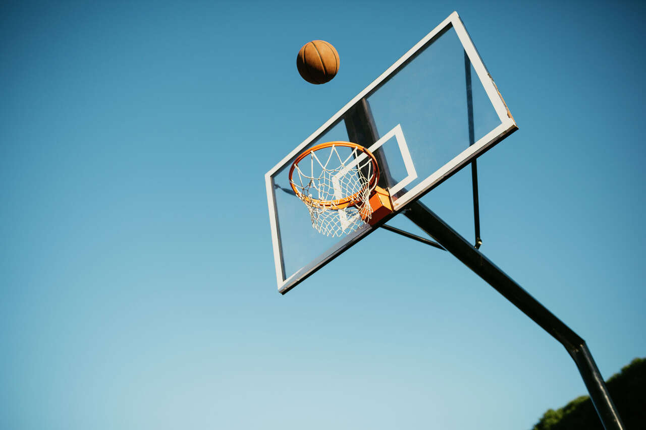 Roundup: Bear Lake boys force three-way tie; Onekama girls upset Fowler