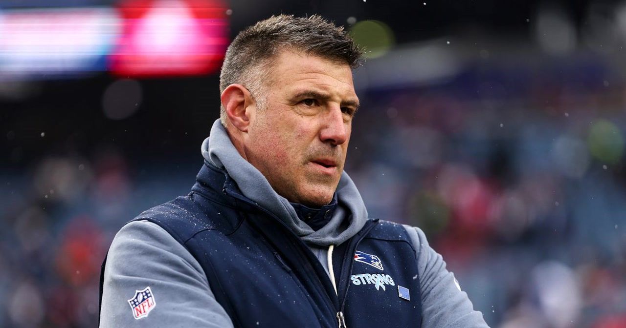 Mike Vrabel almost re-signed Jarrett Stidham for Patriots