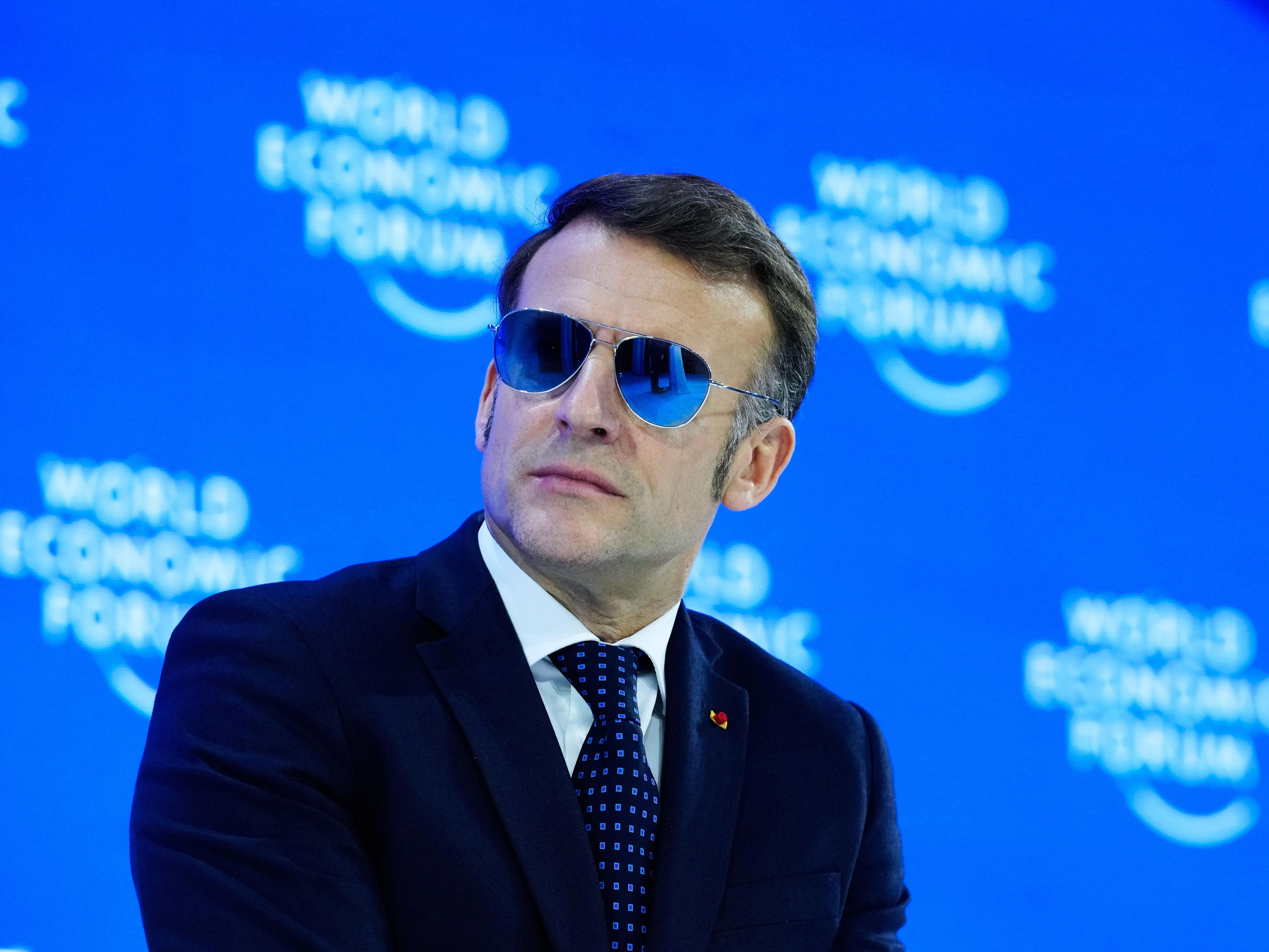 À Davos, Macron réplique à Trump qu’il préfère « le respect plutôt que ...