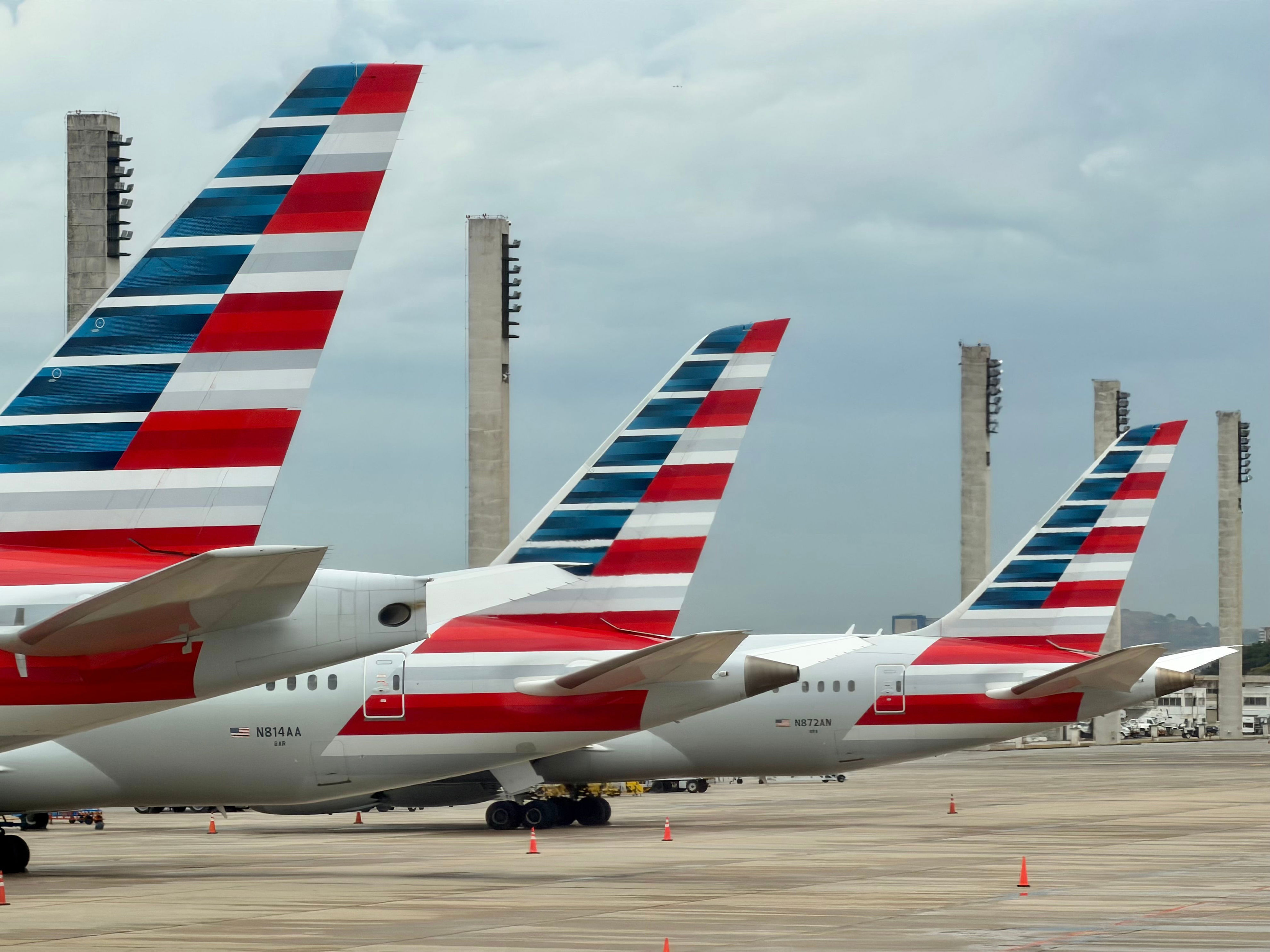 American Airlines updates mobile app, gives passengers more control of ...