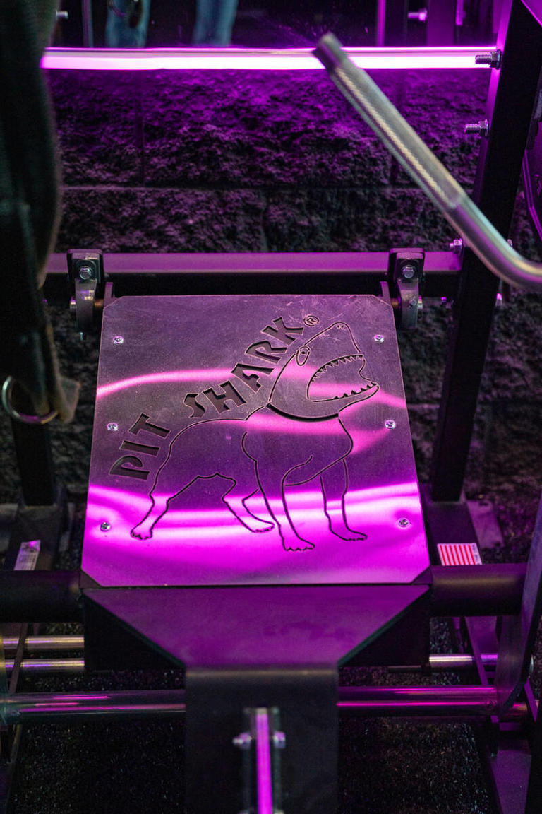 Shuttered Las Vegas movie theater lands new tenants