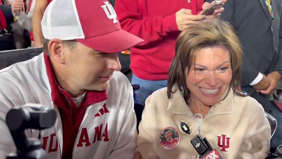 Fernando Mendoza's mom had funny line about her son’s legendary TD run ...