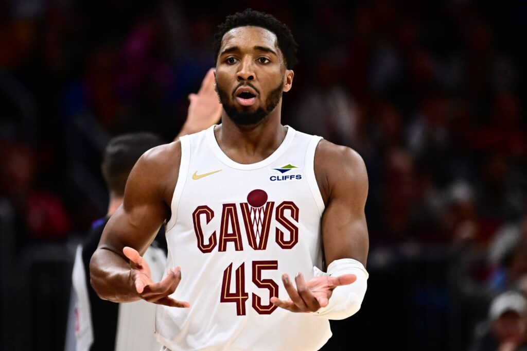 10 active NBA players with the most points in a single game after Bam ...