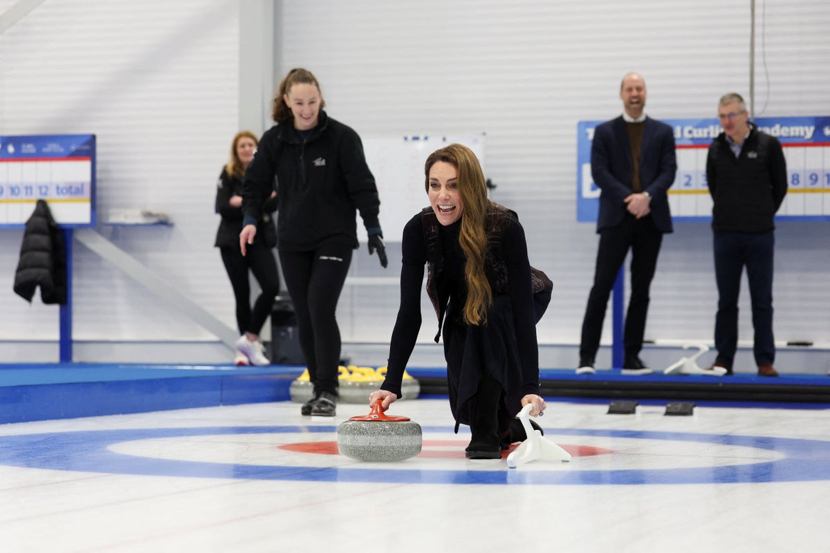 Watch: Kate and William go head-to-head curling