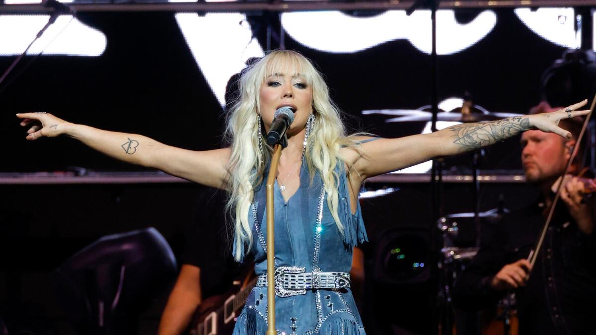 Watch: RaeLynn unveils stunning new hair transformation