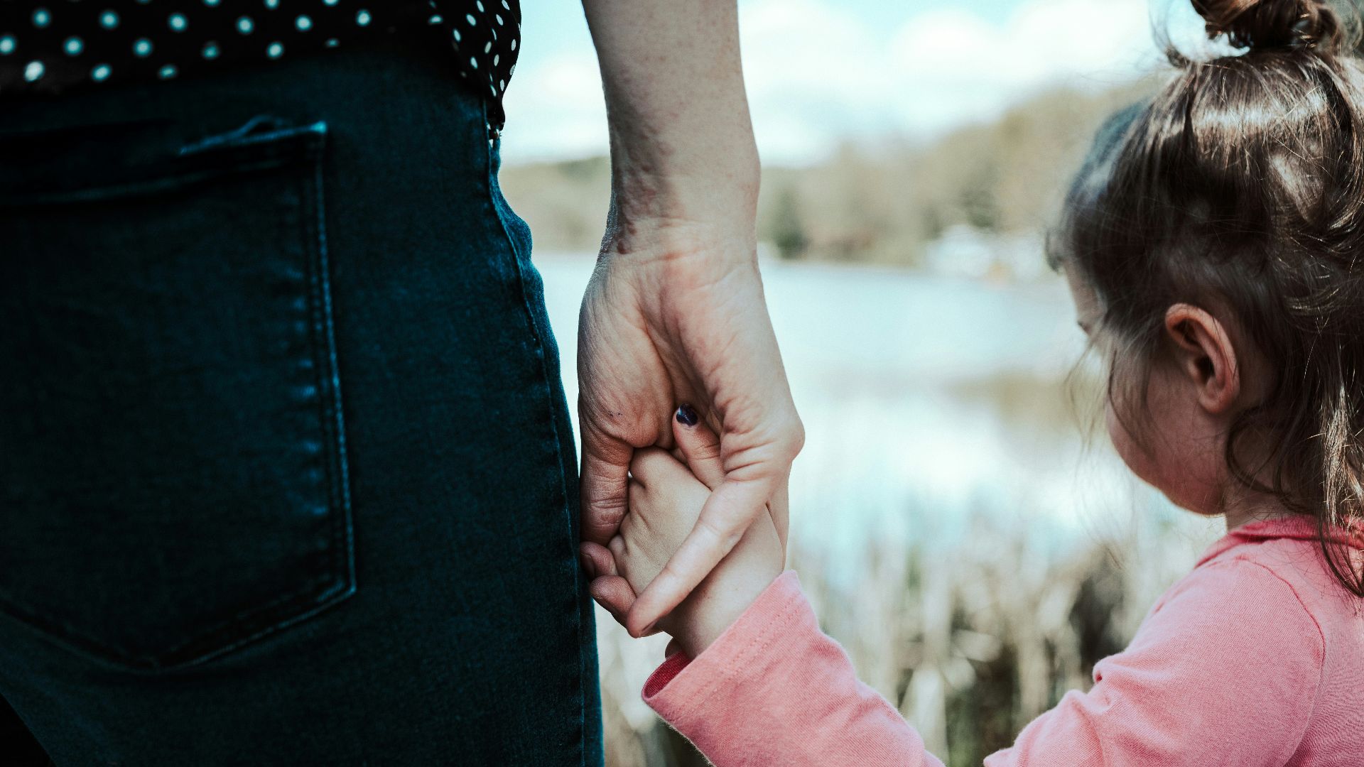 10 signs you actually want a baby & 10 that say it's just societal pressure